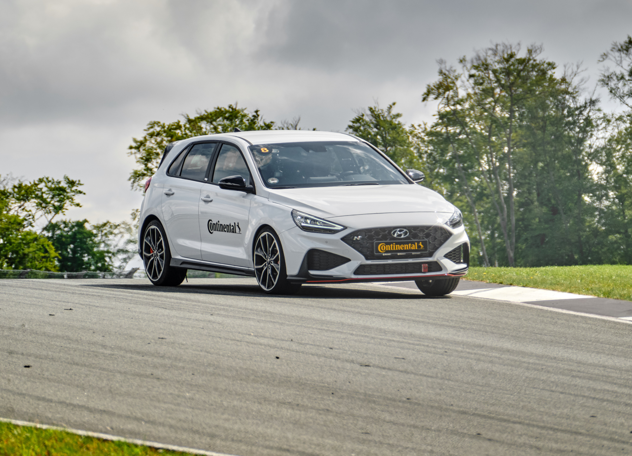 Tests demonstrate top quality of Continental tires - Continental AG