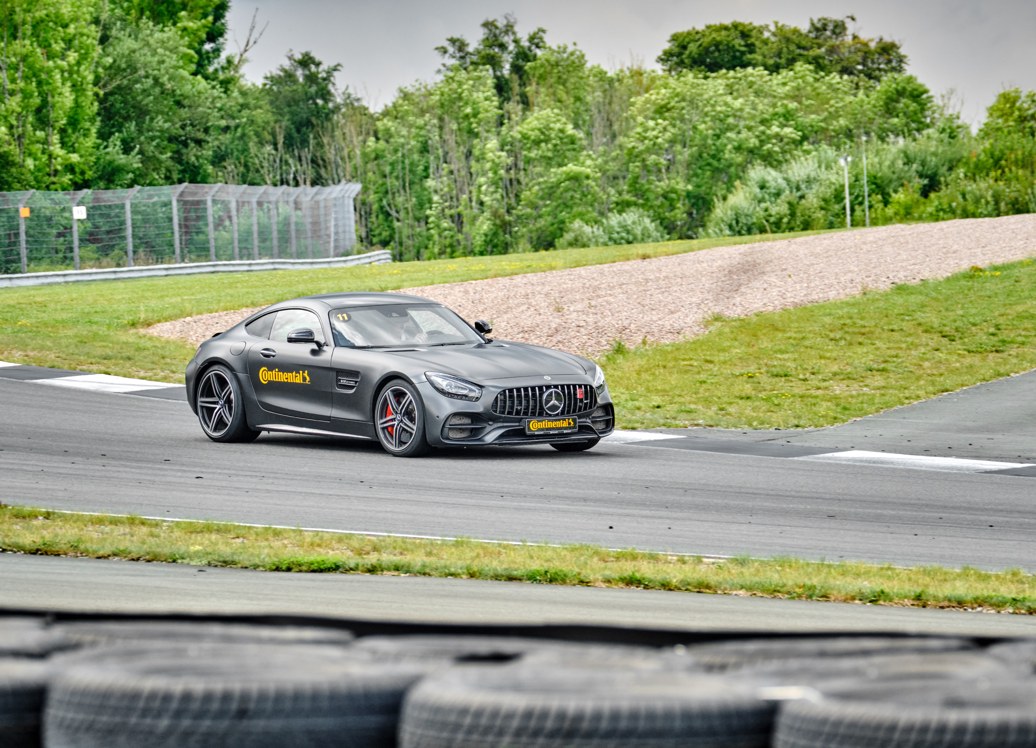 Tests demonstrate top quality of Continental tires - Continental AG