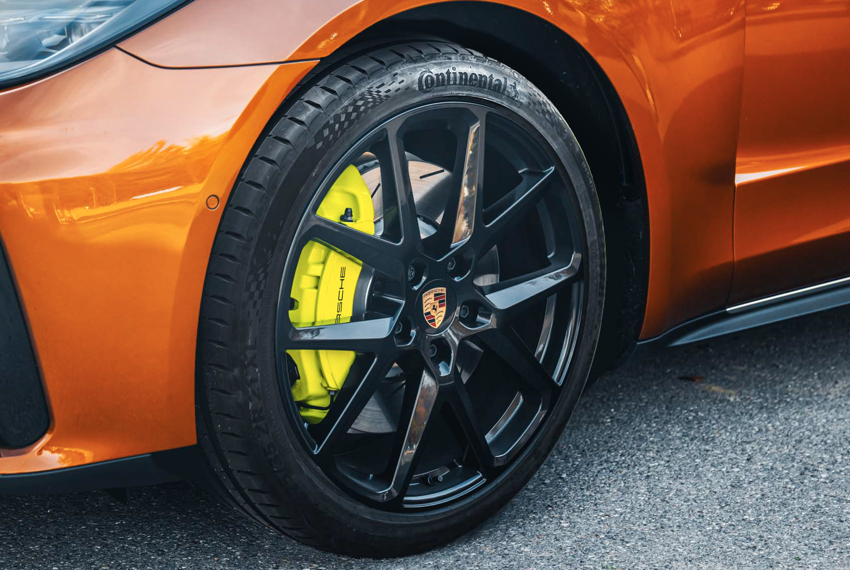 Continental Strengthens Market Position with Ultra-High-Performance Tires - Continental AG