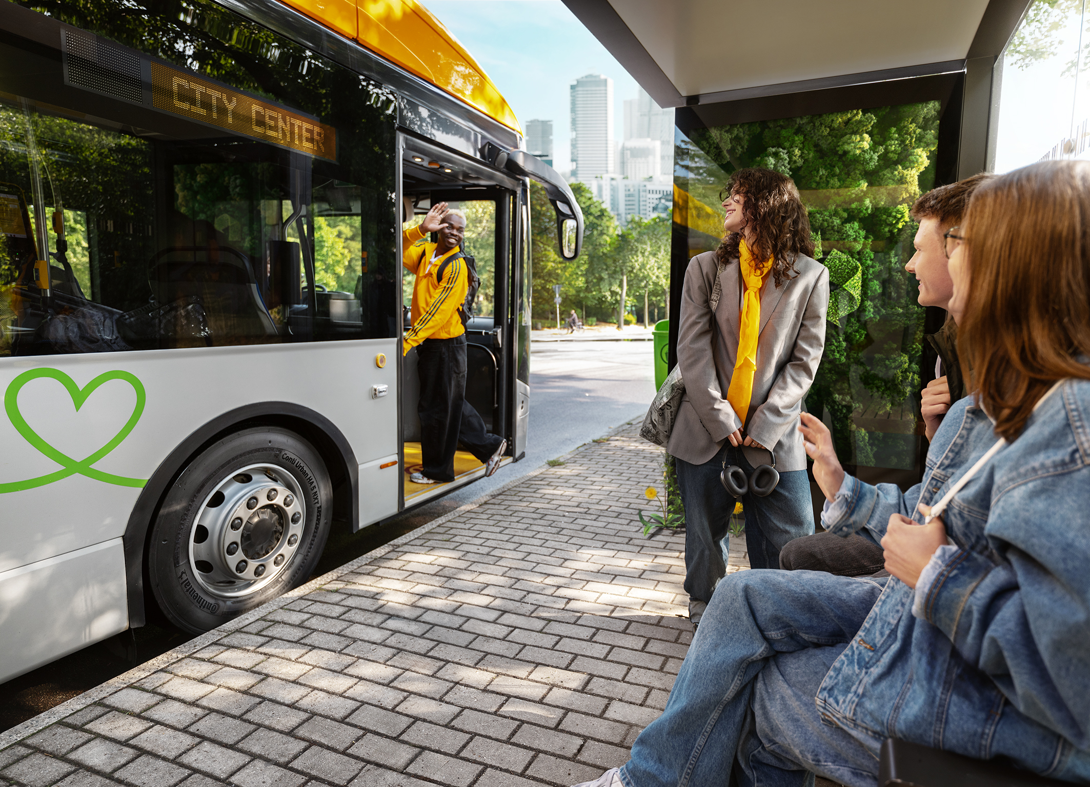 New city bus tire launched with high share of renewable and recycled ...
