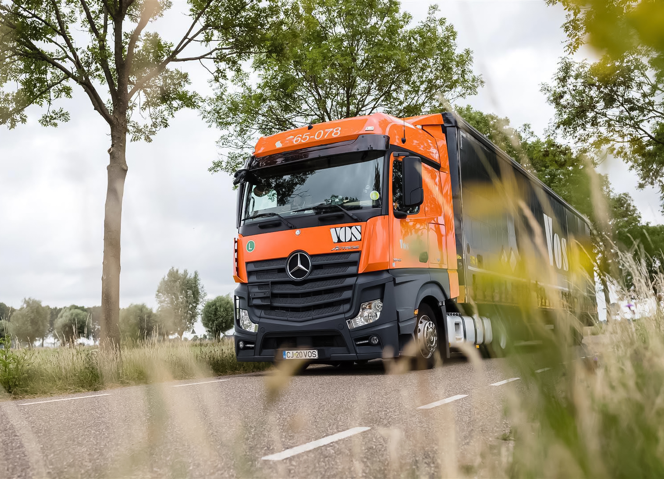 Cooperation continues: Vos Logistics relies entirely on Conti360° Fleet ...