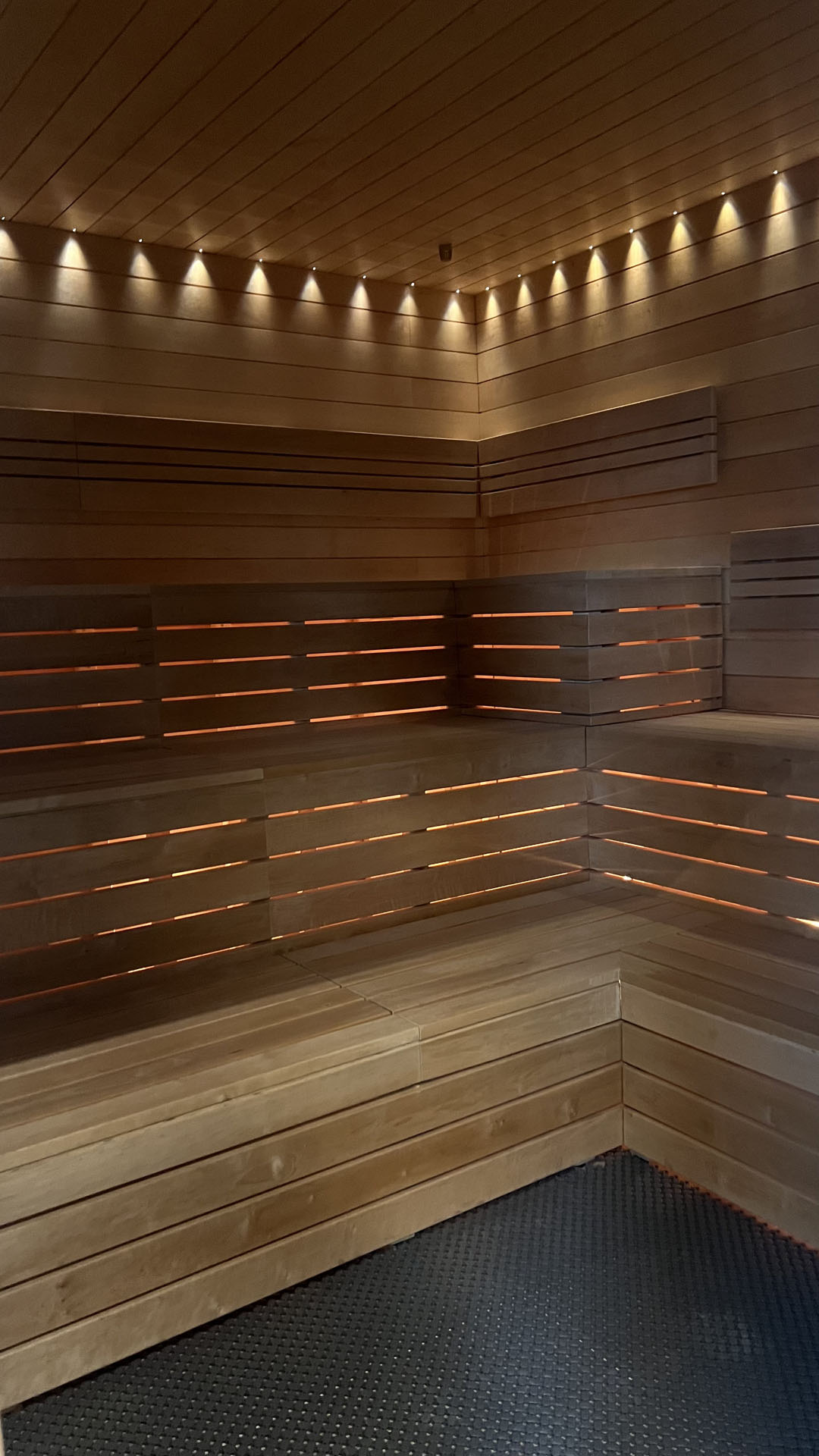 Sauna v Continentalu znovu otevřena – moderní relaxační zázemí pro ...